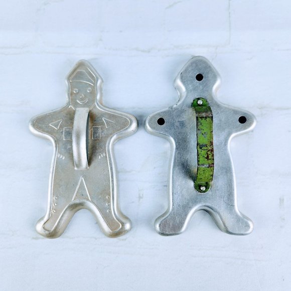 Kitchen | Vintage Gingerbread Man Cookie Cutters Set Of 2 | Poshmark